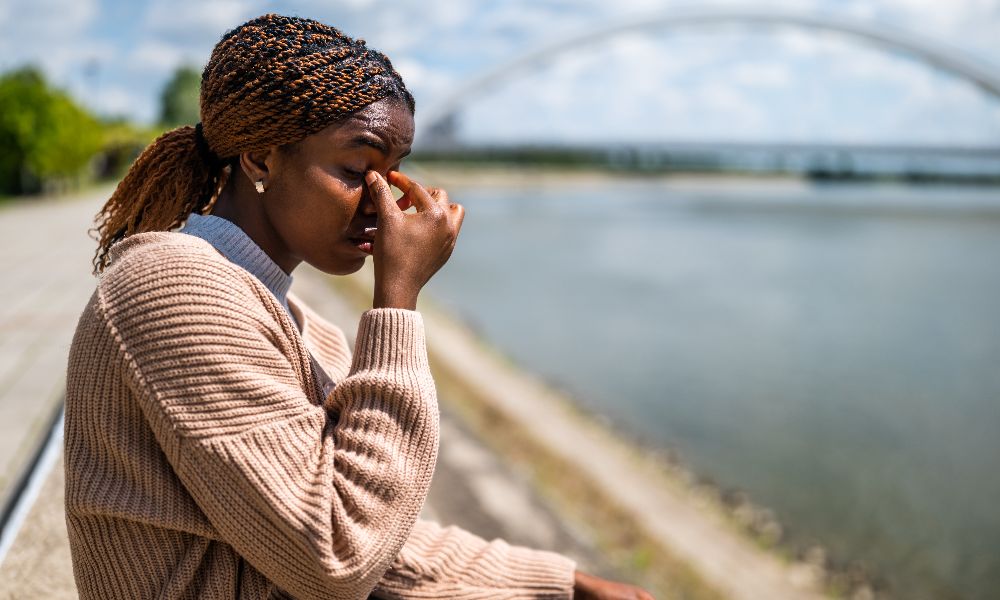 Difficulty Judging Distances: Common Causes & Guidance - Pure Optical